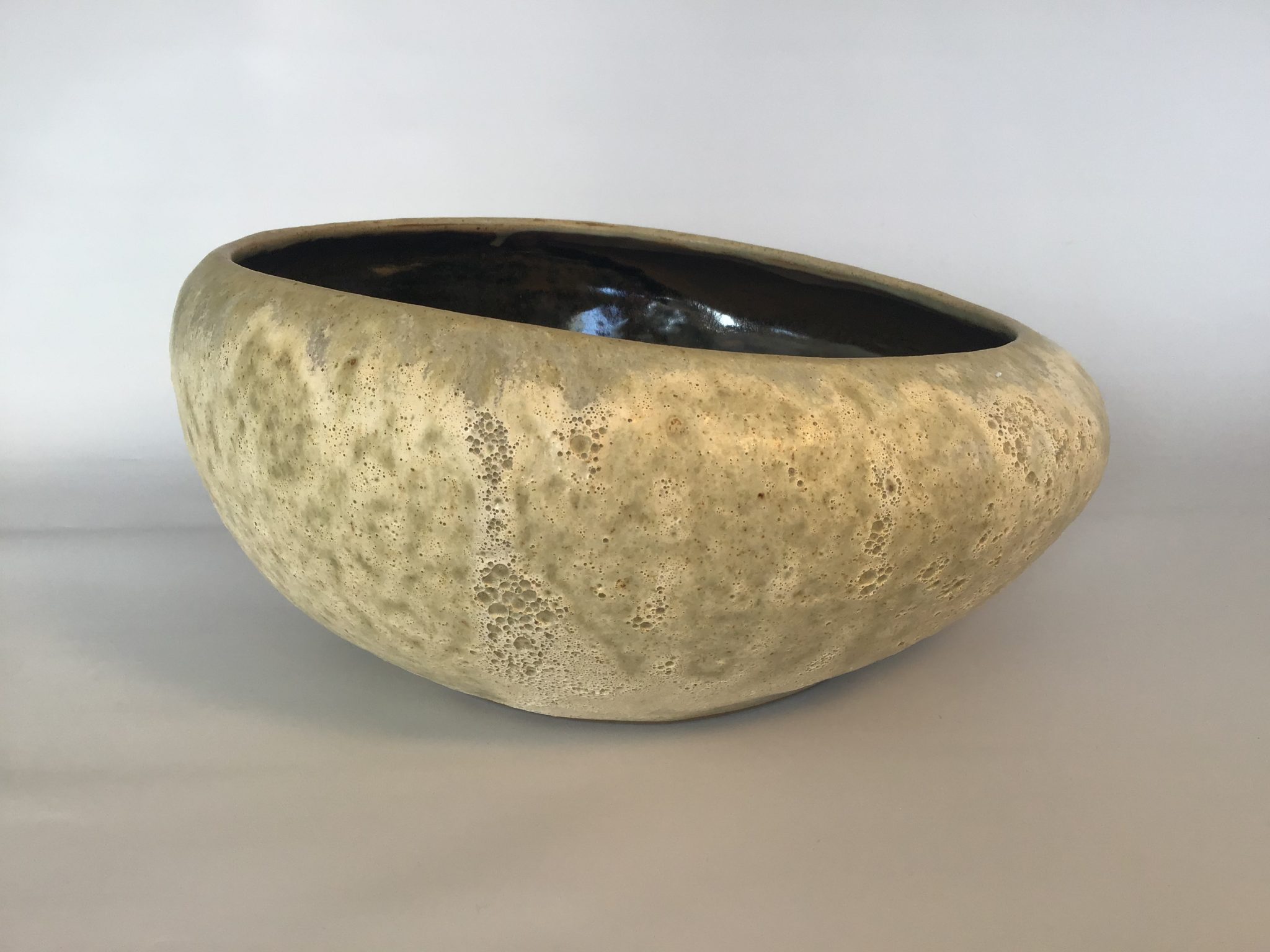 Ghita Levin Pottery | Sculptural and Functional Vessels