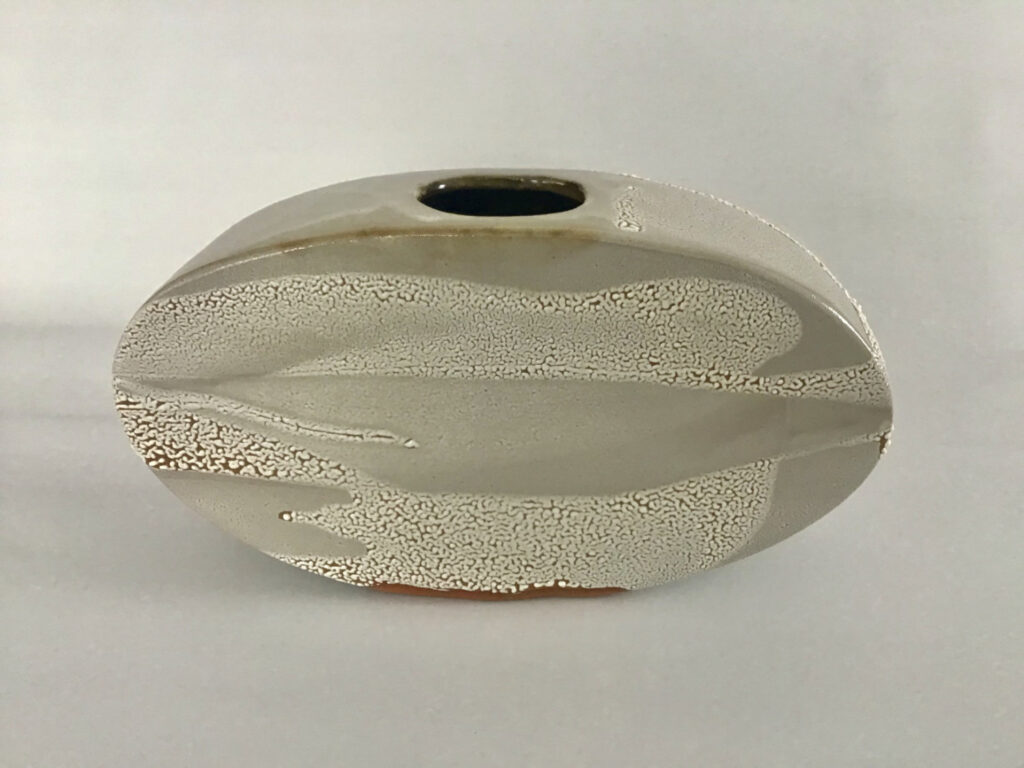 Ghita Levin Pottery | Sculptural and Functional Vessels